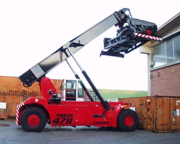 Reach Stacker Training - Wheelset Academy of Machine Operators